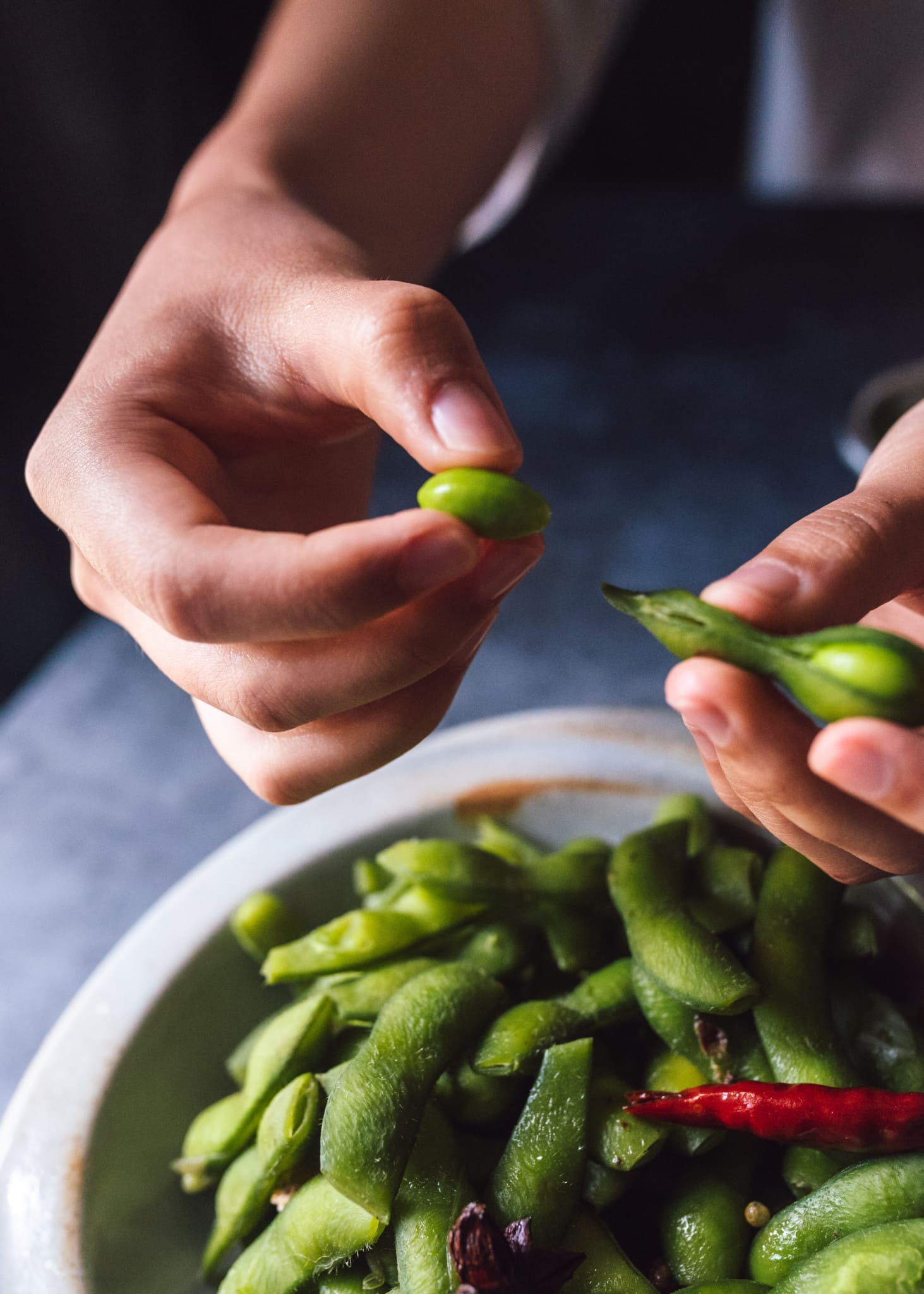 Chinese five-spice boiled soybeans (edamame) 五香煮毛豆